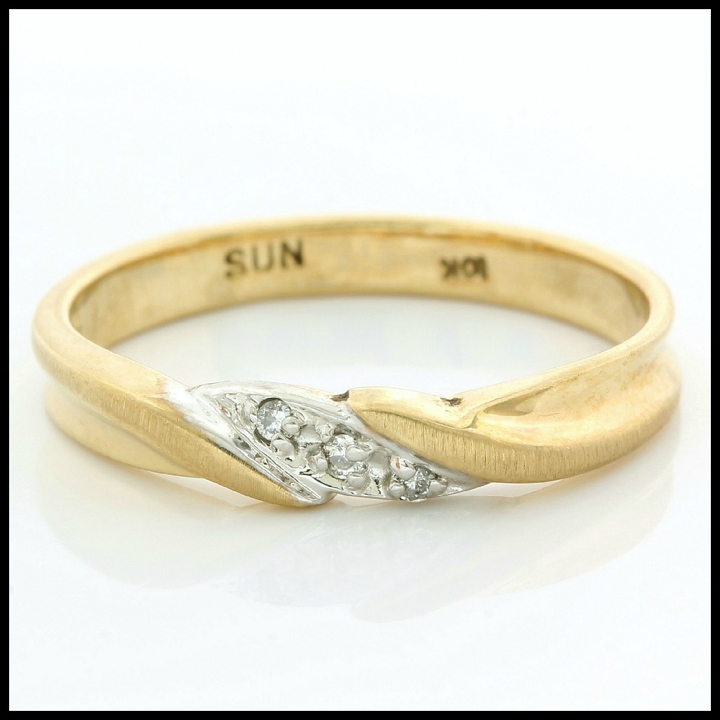 Jewelryroom.com - DIAMOND 10KT SOLID GOLD RING - Item #: 460869